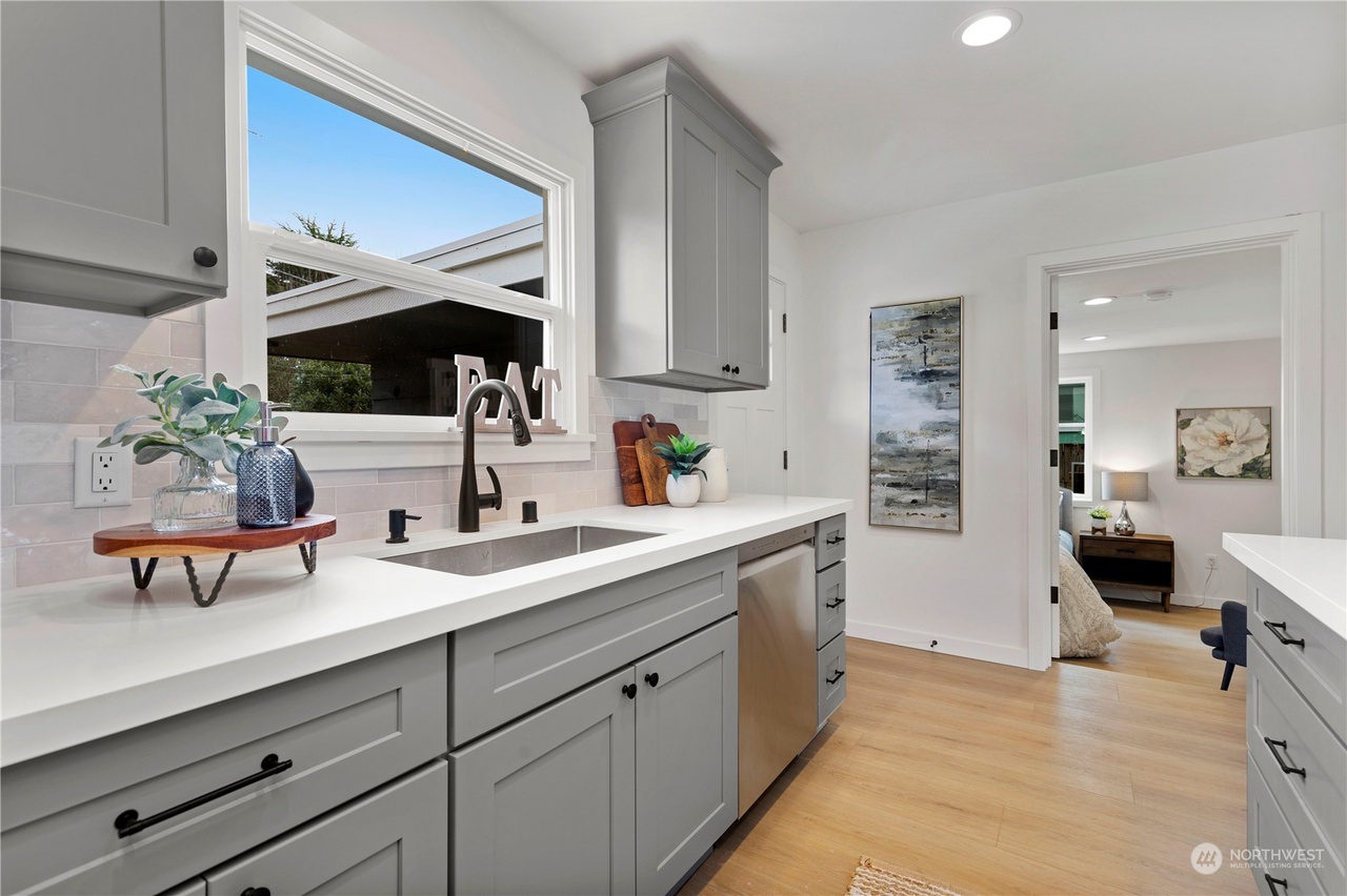 A1 Cabinet & Granite-SG – Shaker Gray